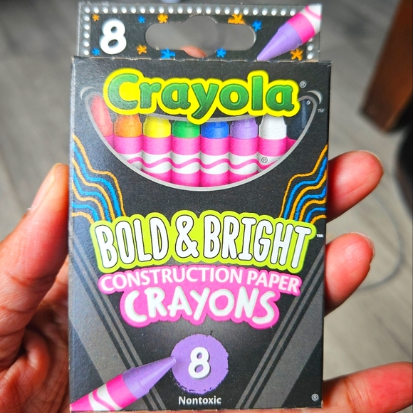 Crayola | Toys | New Crayola Non Toxic Bold Bright Crayons 8 Assorted ...